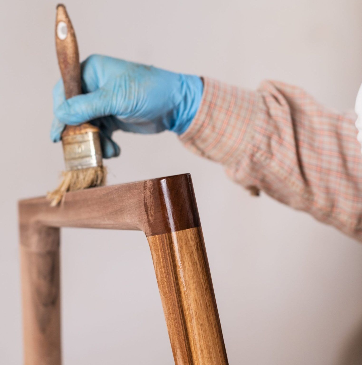 Wood Finish Aluminium Profiles in UAE | Decorative Coating